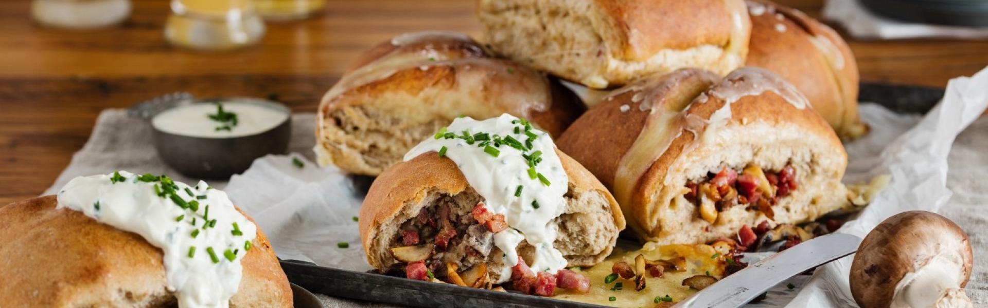 Handbrot mit Schinken und Pilzen im Cookit | Simply Yummy