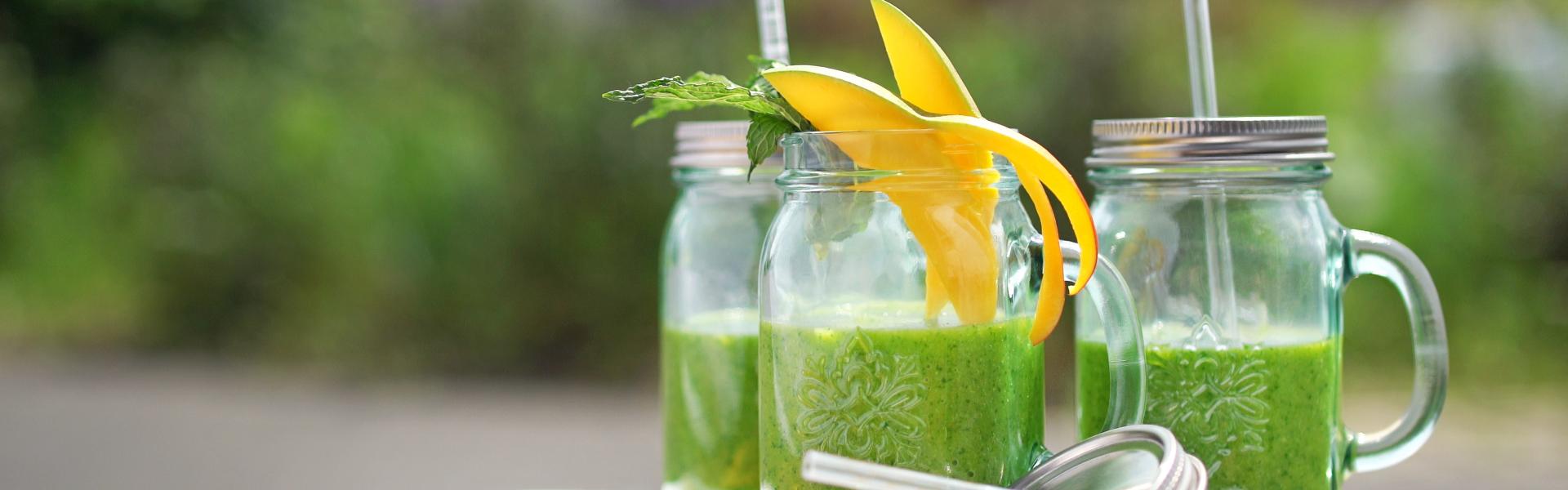Detox-Power-Smoothie mit Rucola | Simply Yummy