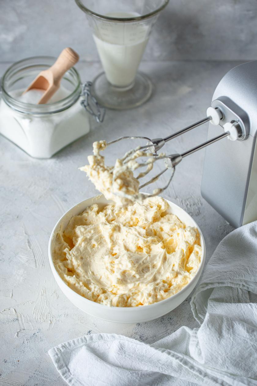 Buttercreme ohne Pudding in 5 Minuten | Simply Yummy