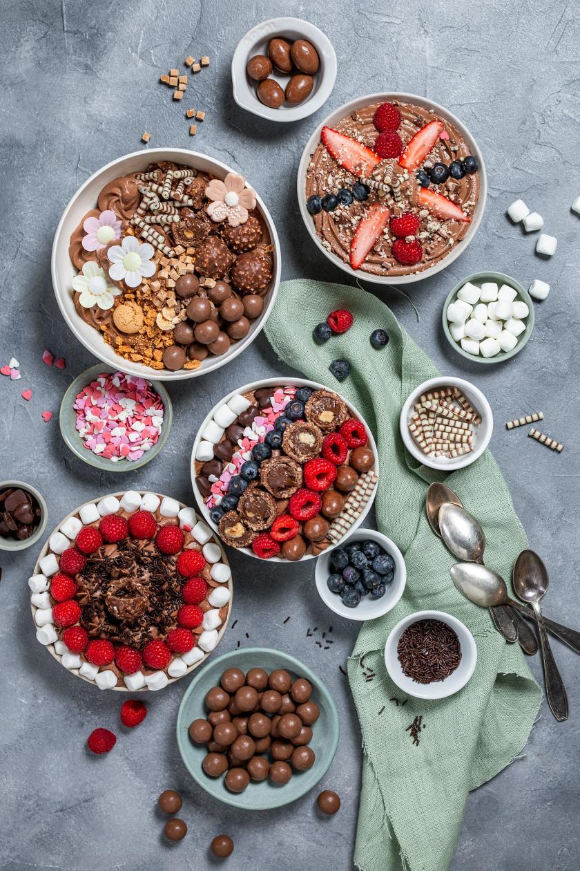 Cake Bowls mit Schoko-Frischkäse-Frosting | Simply Yummy