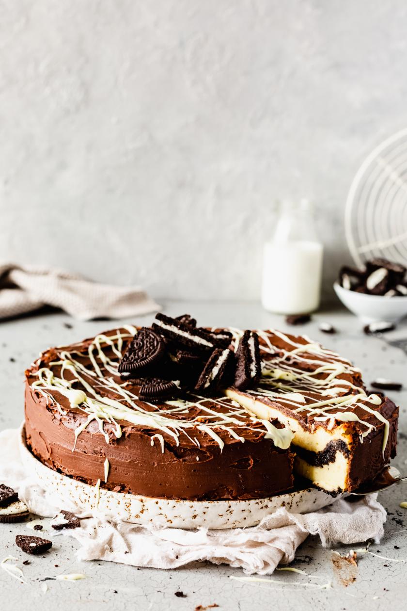Oreo-Käse-Schmand-Kuchen mit doppelt Oreo | Simply Yummy