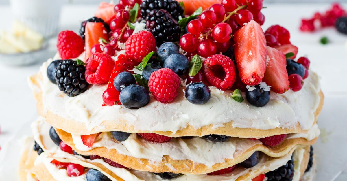 Pfannkuchentorte mit Frischkäse und Schoko | Simply Yummy