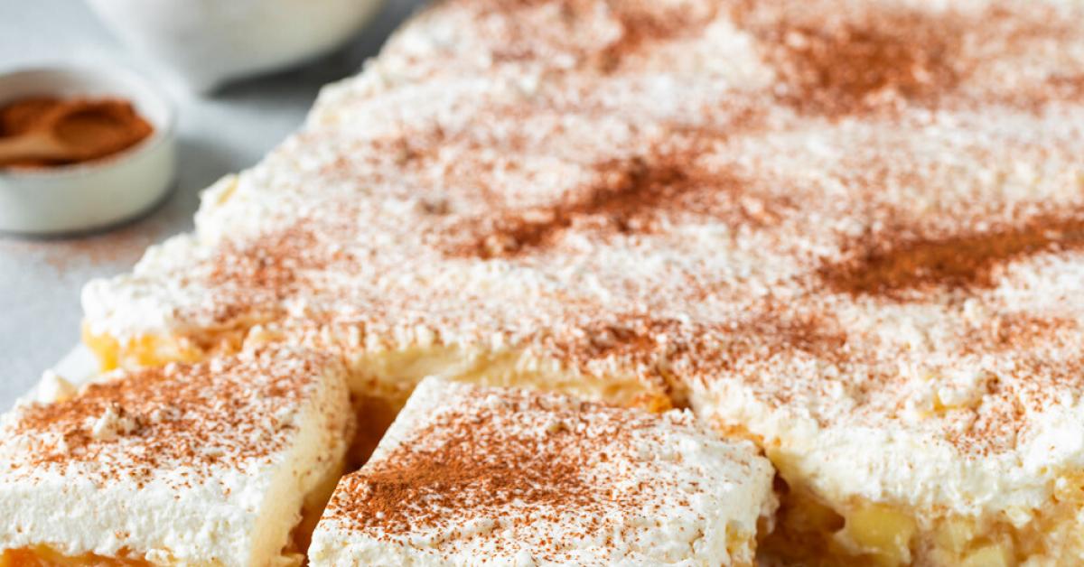 Sahne Apfeltorte einfach vom Blech | Simply Yummy