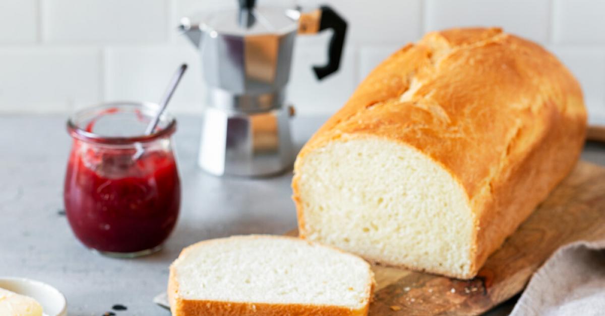 Toastbrot ganz einfach selber backen | Simply Yummy